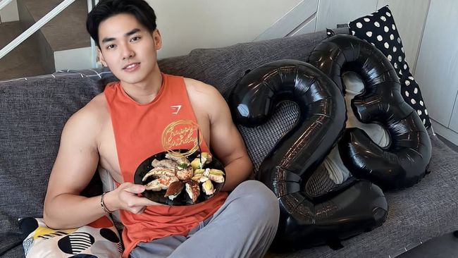 Profil & Agama Matthew Gilbert Pacar Berondong Nikita Mirzani, 14 Tahun ...