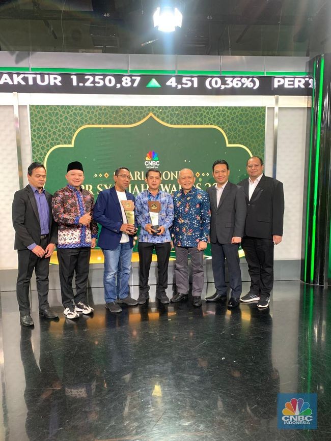 6 BPRS Ini Raih Penghargaan di BPR Syariah Awards 2024