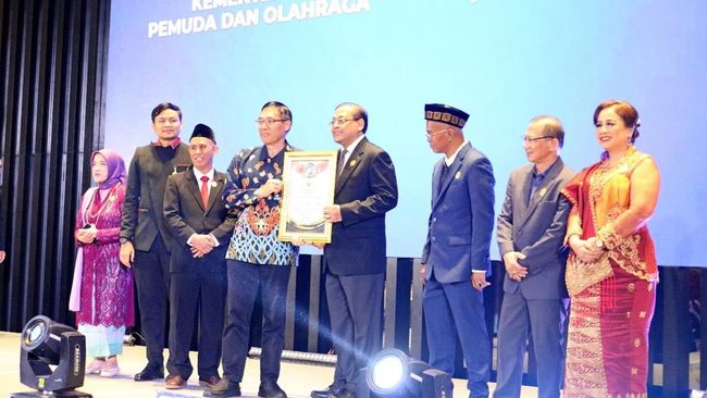 UM Raih Penghargaan Badan Publik Informatif Terbaik Untuk Ketiga Kalinya!