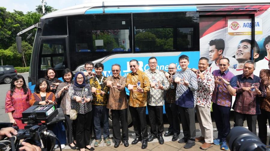BI Jajal QRIS Tap NFC di Bus Damri Sebelum Resmi Berlaku di 2025