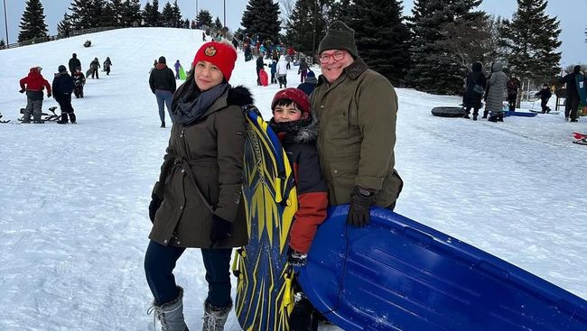 Cut Memey Kini Tinggal di Kanada Bersama Suami Bule dan Anak-anaknya ...