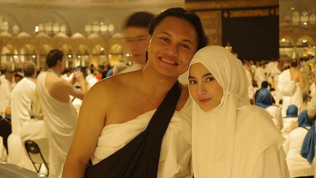 5 Potret Mahalini Hamil 7 Bulan, Umrah Pertama Kali dengan Rizky Febian - Foto 1