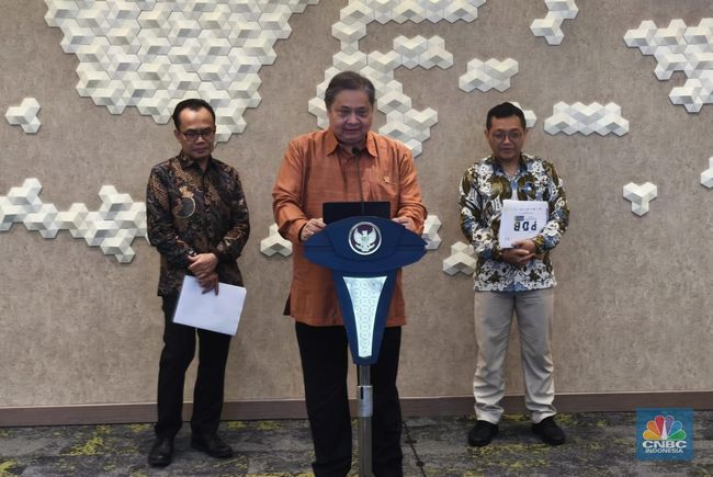 Target Pertumbuhan Ekonomi RI 5,2% Meleset, Airlangga: Dampak Global!