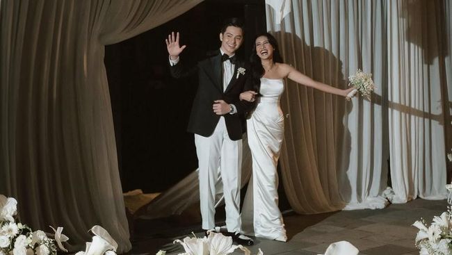 5 Potret Resepsi Nikah Angga Yunanda dan Shenina Cinnamon, Pengantin ...