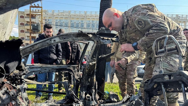 Mobil Gosong Tinggal Rangka, Potret Ngeri Serangan Baru Israel