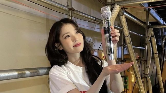 Potret Menawan IU, Penyanyi Solo Sekaligus Aktris Korea yang Punya ...