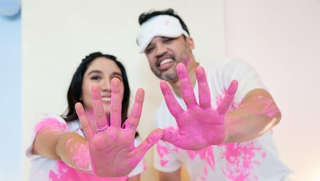 Gelar Gender Reveal Anak Ketiga Acha Sinaga Happy Gara-gara Hal Ini ...