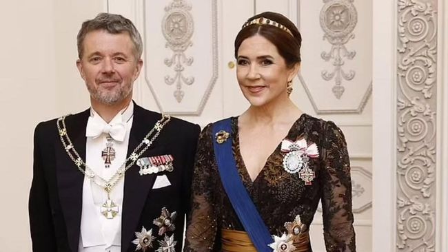 Ratu Mary dari Denmark Kenakan Tiara Langka dan Gelang Bersejarah ...