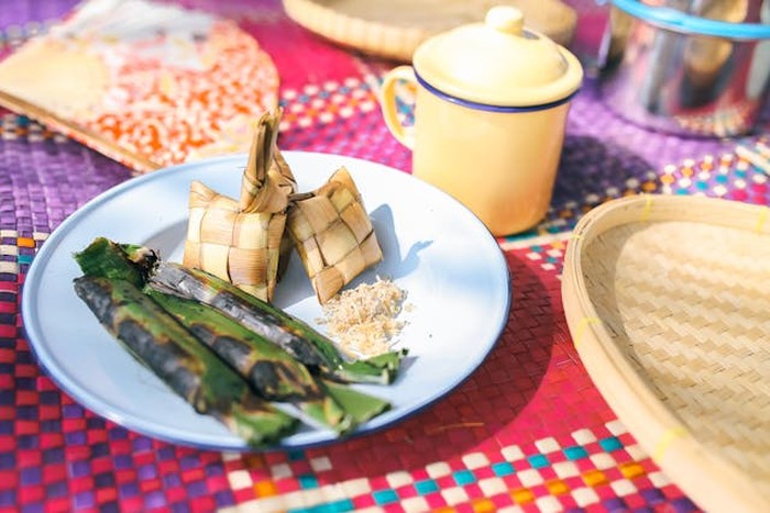 Mengenal Filosofi dan Makna Ketupat yang Selalu Dihidangkan saat Lebaran Mengenal Filosofi dan Makna Ketupat yang Selalu Dihidangkan saat Lebaran