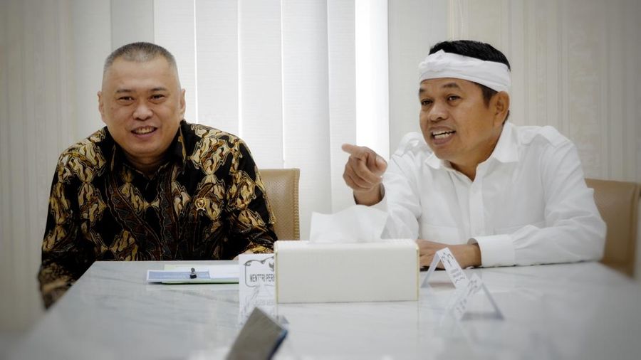 Dedi Mulyadi Bikin Gebrakan Baru, Tukang Becak-Supir Angkot Happy