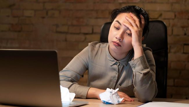 7 Cara Sederhana Mengatasi Badan Pegal Setelah Seharian Bekerja
