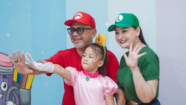 Numa Anak Mona Ratuliu Jadi Princess Peach Ultah ke-5, Intip Potret ...