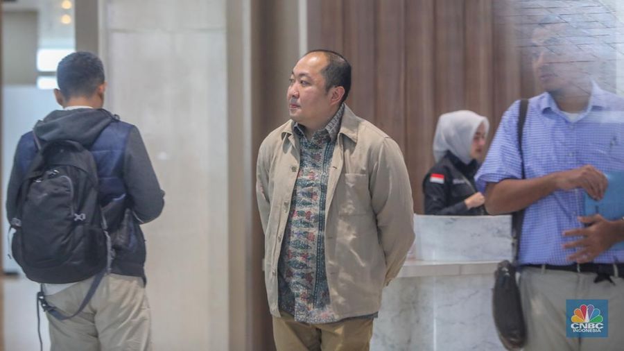 3 Jam Berlalu, Dirut Sritex Iwan Kurniawan Masih Diperiksa Kejagung