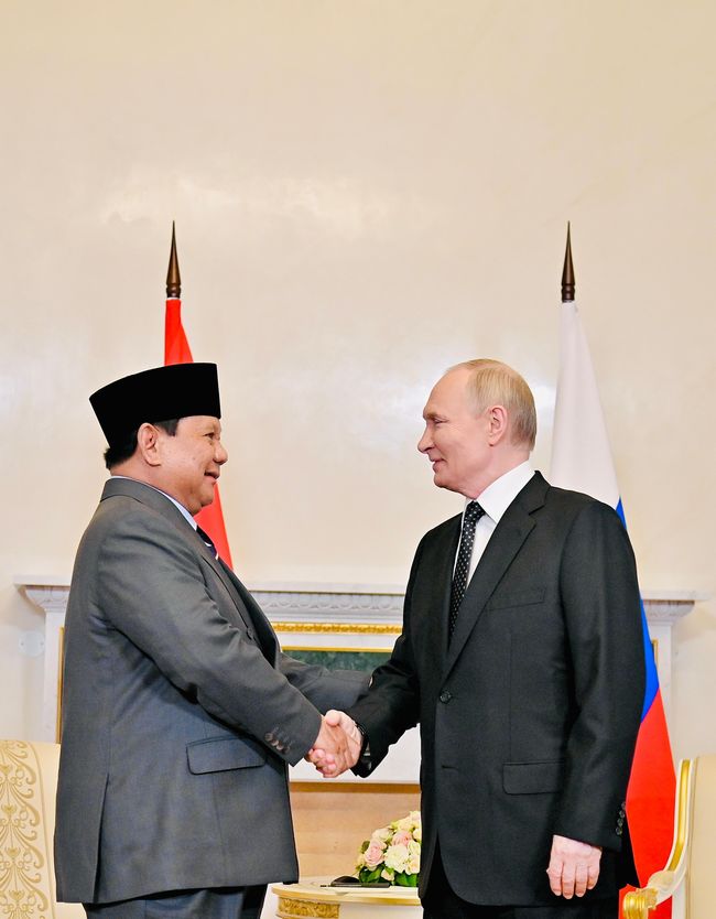Di Depan Prabowo, Putin Janji Tambah Pasokan Minyak & LNG ke RI