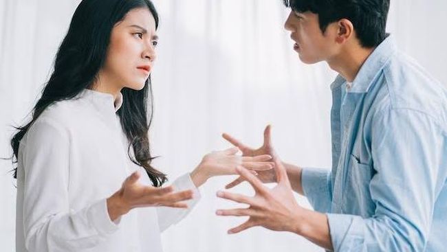 Tanda Pasangan Menjauh dan Ingin Putus