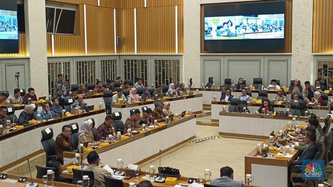 DPR Setujui Usulan Tambahan Anggaran Badan Pangan 2026 Jadi Rp 16,1 T