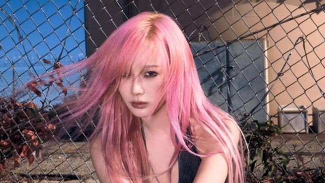 8 Idol K-Pop yang Tampil Ikonik dengan Rambut Pink, Ada Idola Kamu ...