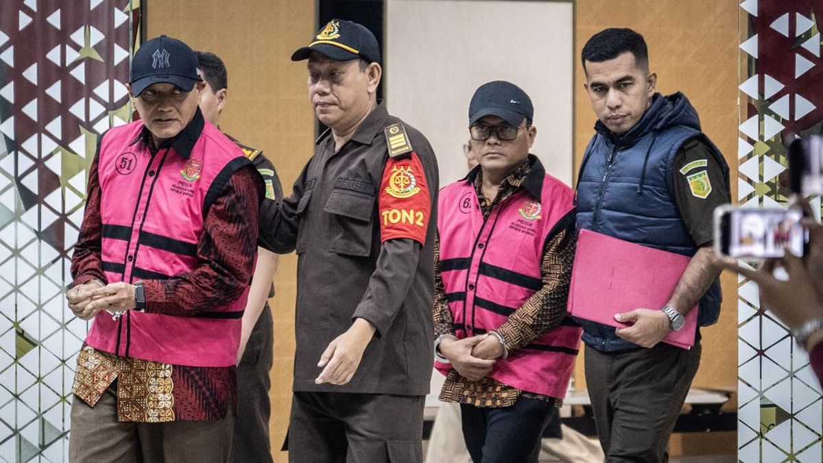 FOTO: Tampang 8 Tersangka Baru Korupsi Sritex Rugikan Negara Rp1 T