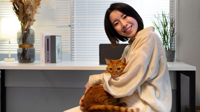 6 Ciri Kepribadian Pecinta Kucing Menurut Ilmu Psikologi
