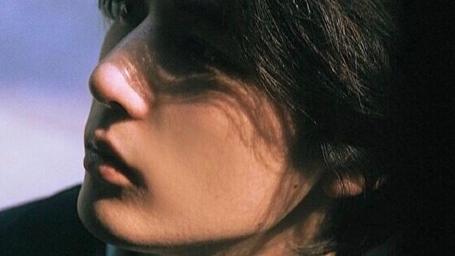 5 Potret Wang Anyu Aktor Tampan China yang jadi Model Video Klip It Hurts Yuqi i-dle - Foto 1