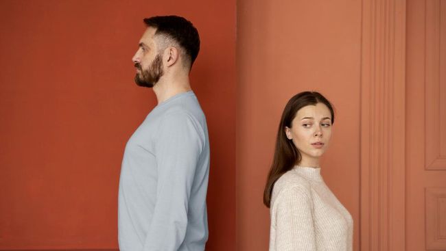 4 Alasan Mengapa Orang Sulit Meminta Maaf pada Orang Lain