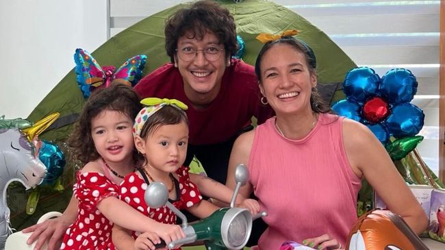 5 Potret Ultah ke-2 Djala Anak Nadine Chandrawinata dan Dimas Anggara ...