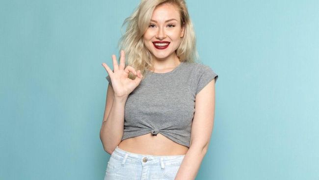 7 Gaya Rambut Era 90-an yang Kembali Hits di Tahun 2025