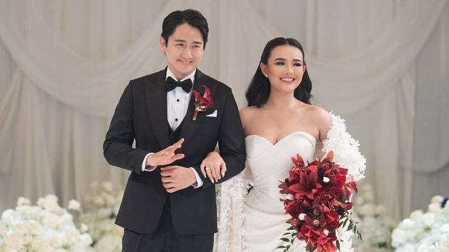 Gaun Pengantin Amanda Manopo