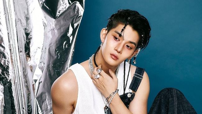 Bae Jin Young Resmi Debut Solo dengan Mini Album Pertama, STILL YOUNG