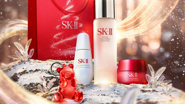 SK-II Hadirkan Holiday Coffret hingga Festive Crystal Clear Joy Atrium