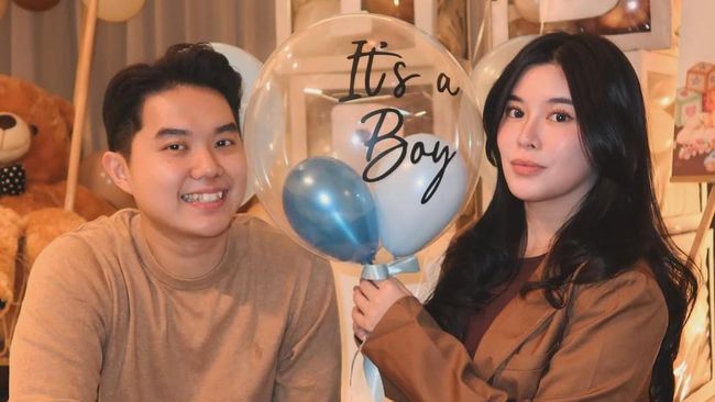 Potret Gender Reveal Kehamilan Konten Evelyn dan Juan, Sederhana tapi ...