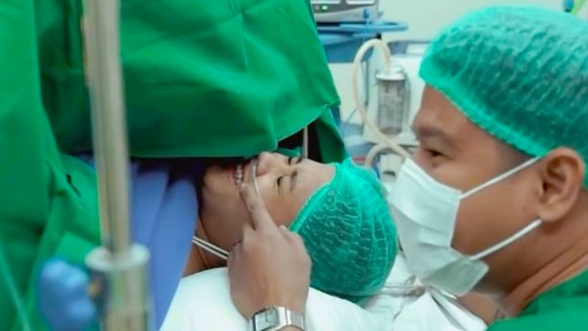 5 Potret Dhabitannisa Auni Istri Nino RAN Melahirkan Anak Pertama ...