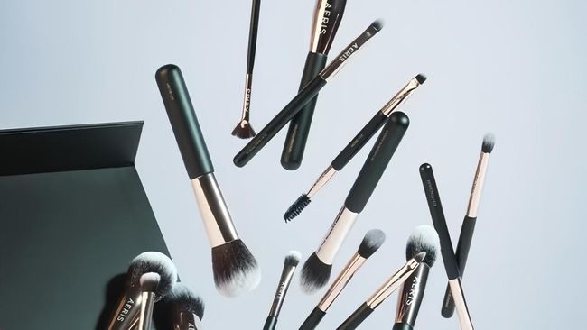 3 Brush Set Aeris Beaute untuk Daily & Traveling yang Wajib Kamu Punya ...