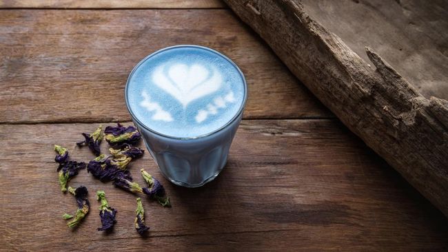 Blue Matcha, Minuman Viral yang Bisa Turunkan Tekanan Darah