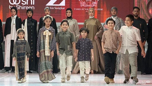 Tingkah Lucu Adam Anak Shireen Sungkar dan Teuku Wisnu saat Jadi Model ...