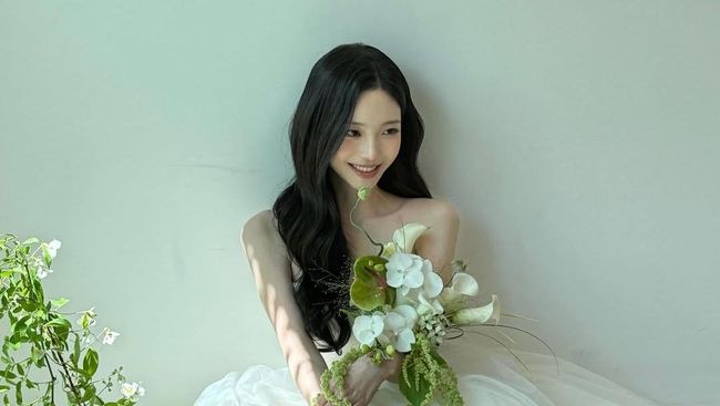 Yoon Ha Jeong 'Single's Inferno 3' Bagikan Sederet Potret Cantik di Pre ...