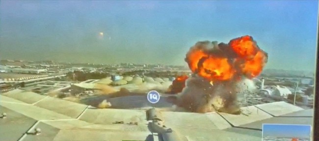 Video Detik-Detik Bandara Kuwait Dihantam Drone, Korban Berjatuhan
