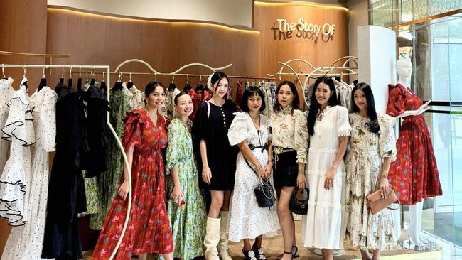he Story Of Hadirkan Koleksi 'CELESTIAL' di METRO Plaza Senayan