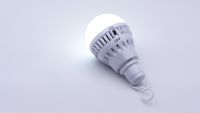 5 Rekomendasi Lampu LED Emergency, Cadangan saat Kena Pemadaman Listrik